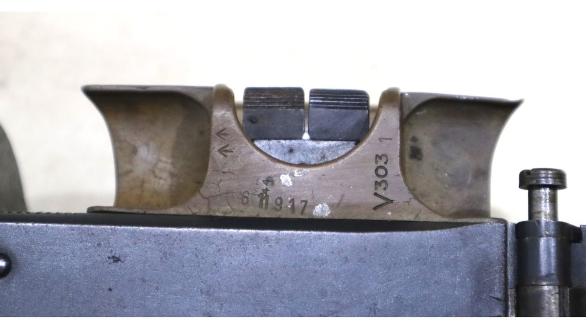 WW1 British Vickers Machine Gun In Transit Box – SN 812 – UK DEAC – MJL ...