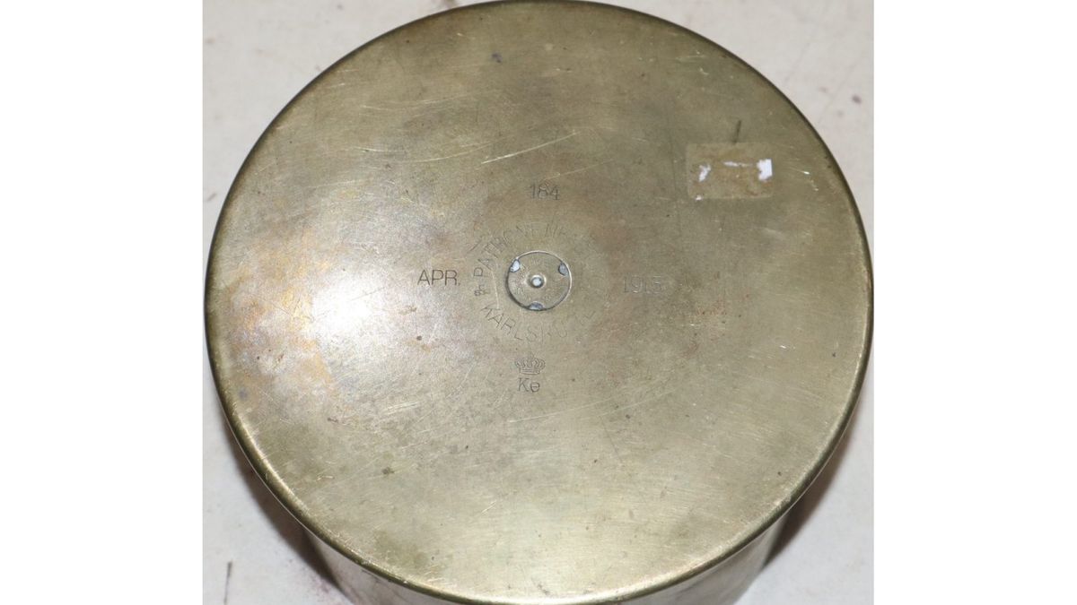 WW1 German 1915 Dated 15cm Short Shell Case – MJL Militaria